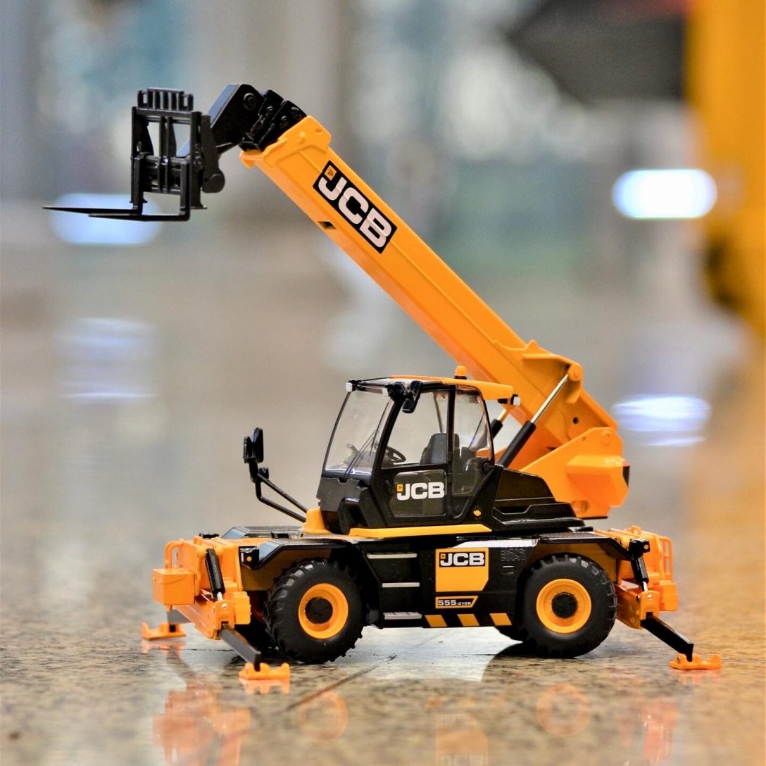 JCB 542-70 Agri Loadall 1:32 Model | JCB Explore