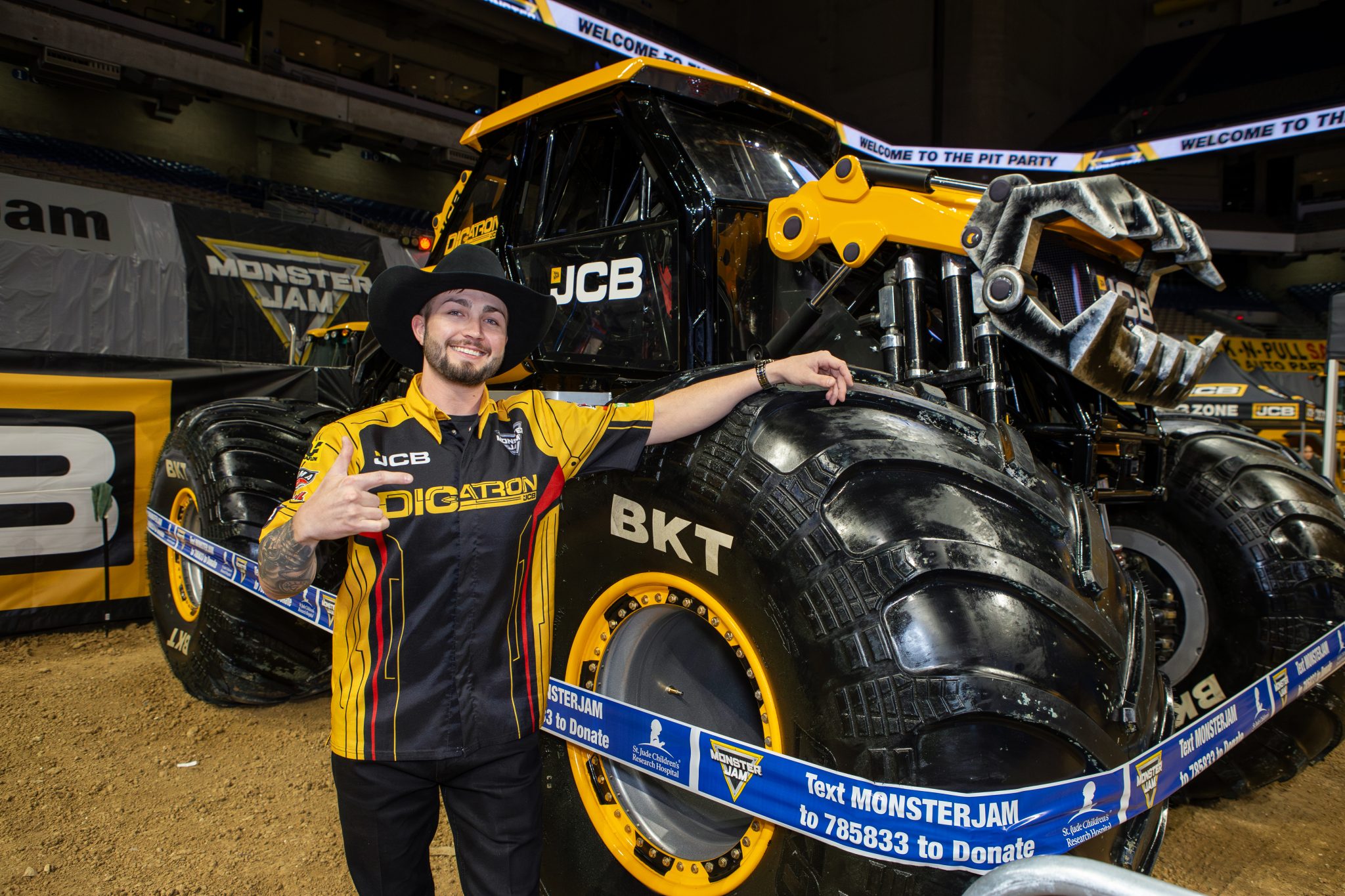 Monster Jam - JCB Explore